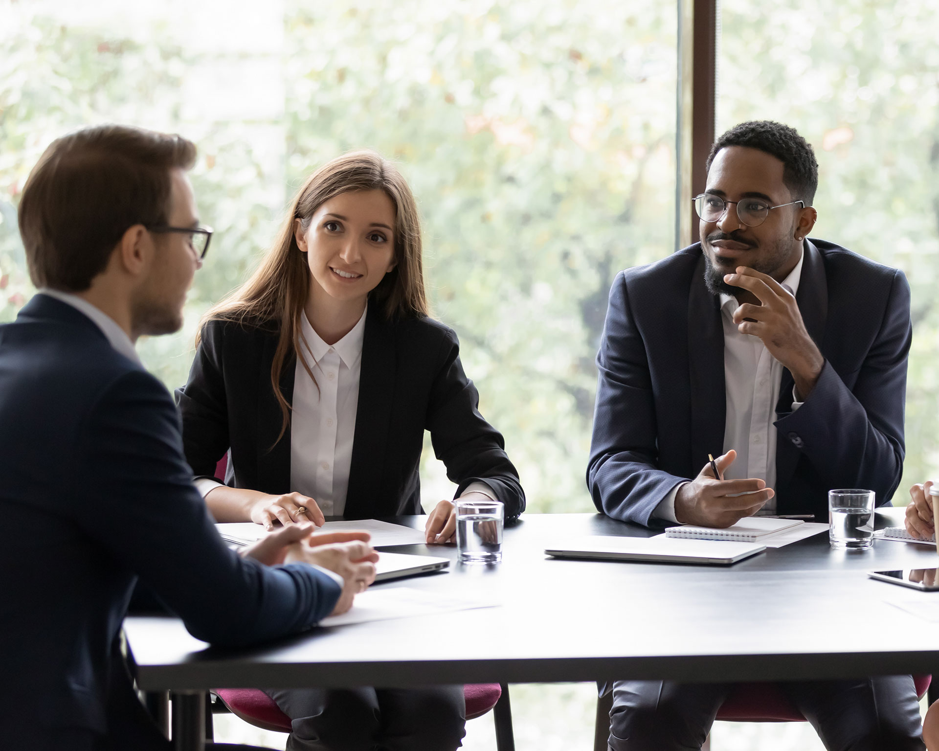 Notre approche client – ADVANCE SEARCH